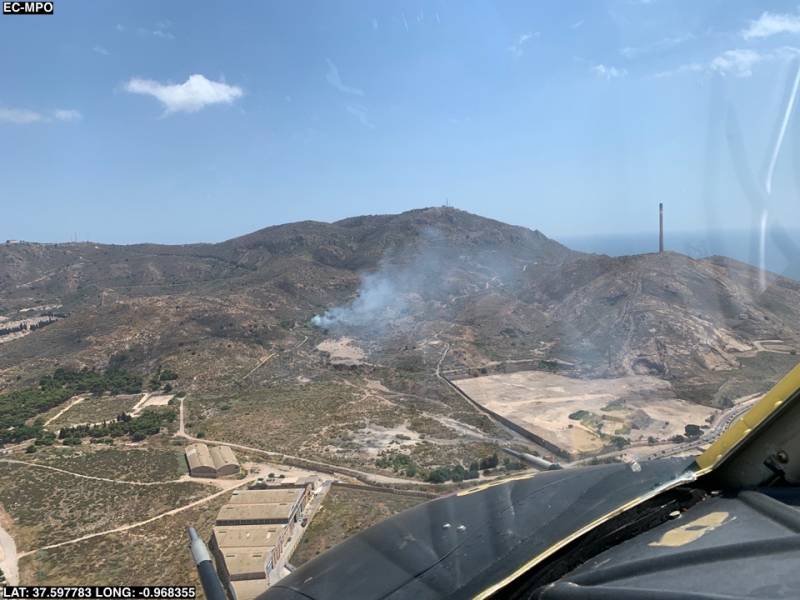 ! Murcia Today - archived - Brave Firefighters Put Out Wildfire In ...